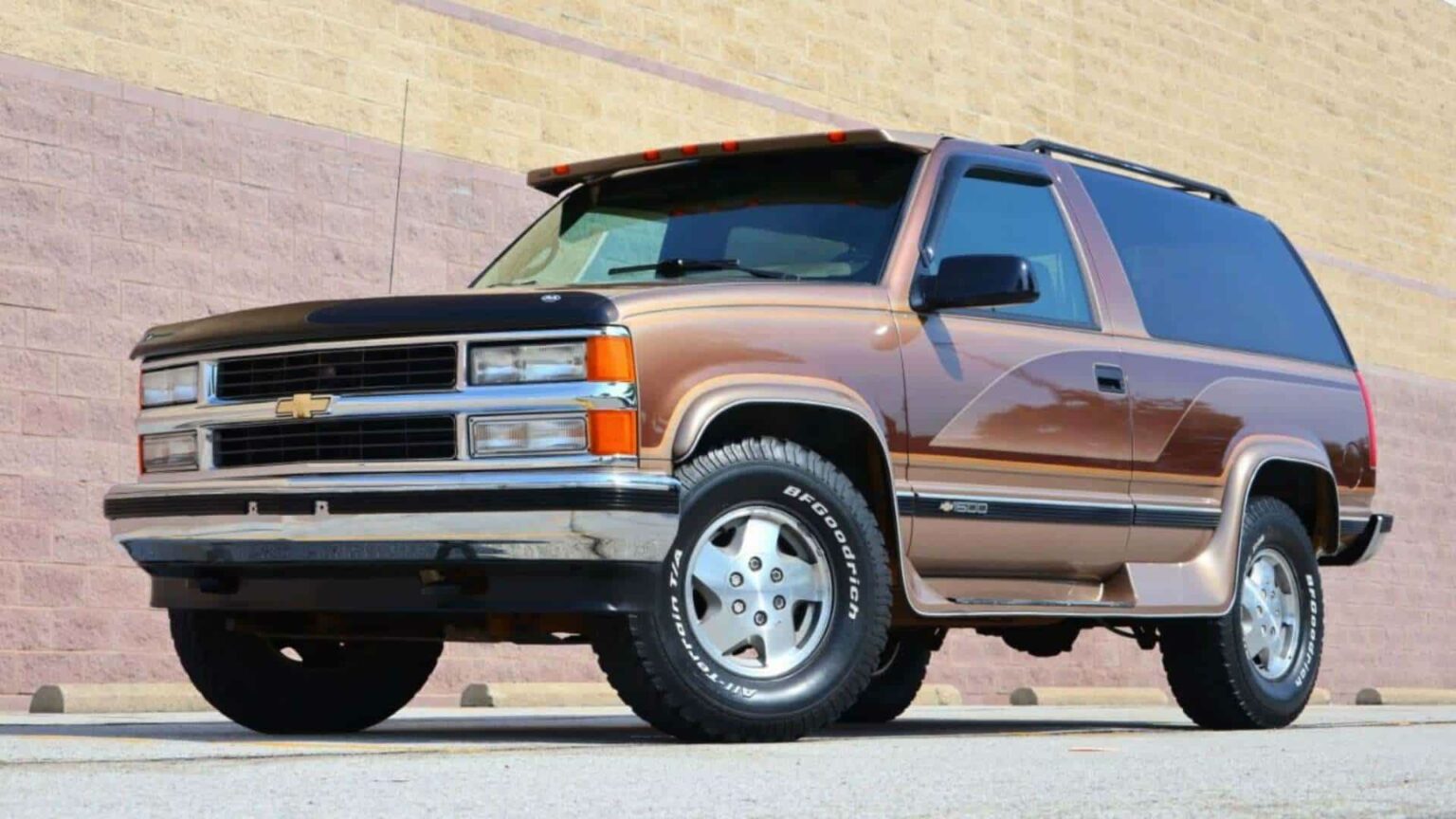What type of gas does a Chevy Tahoe take? [ANSWERED] [2025]