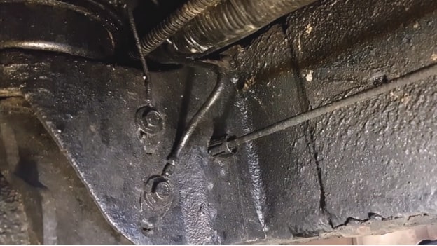 Where is the Chevy Silverado’s ground wire located? [SOLVED]