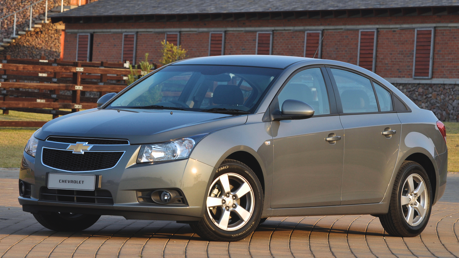 What type of gas does a Chevy Cruze take? [ANSWERED]