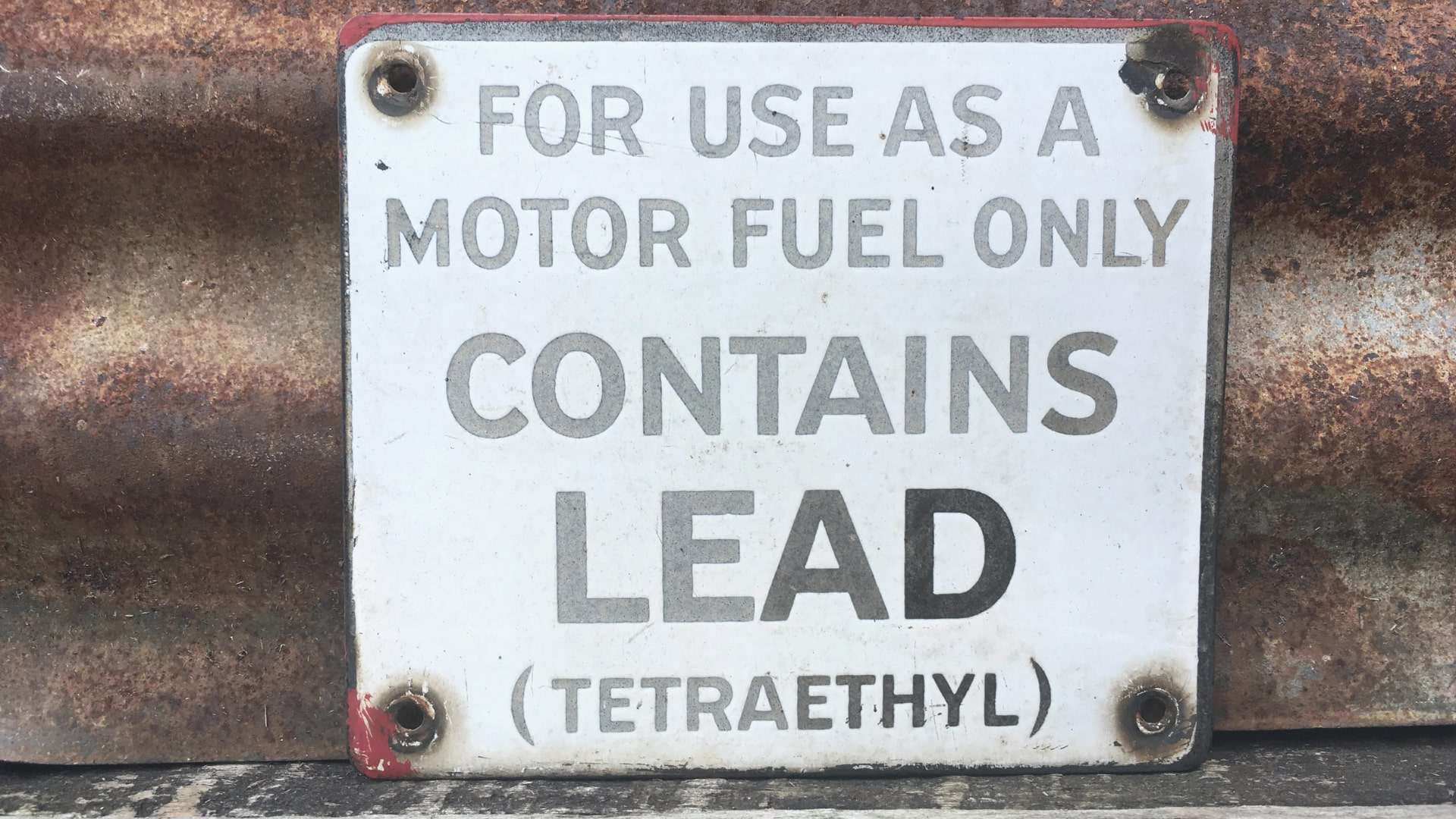 What type of gas does a Toyota Corolla take? [ANSWERED]